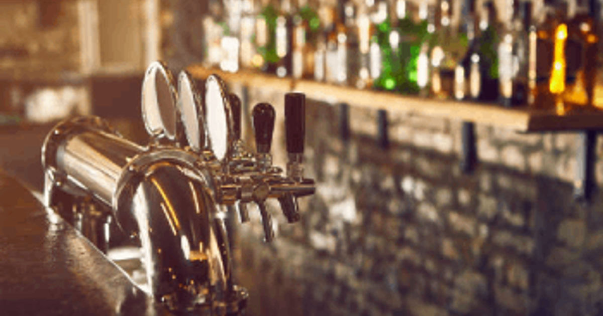 Key factors of success for a bar