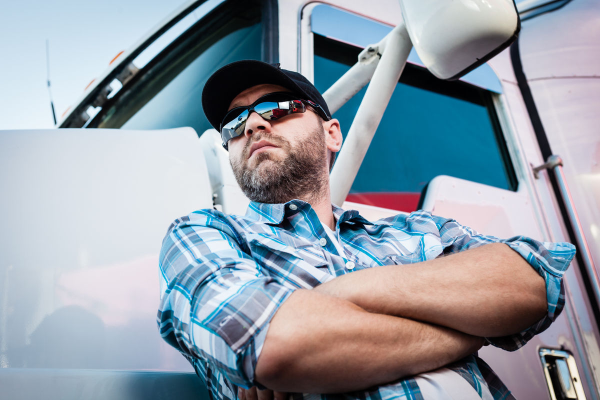 How to write a business plan for a truck owner-operator company?