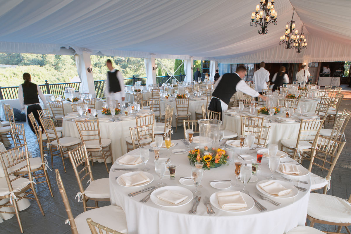 How to write a business plan for an event venue?